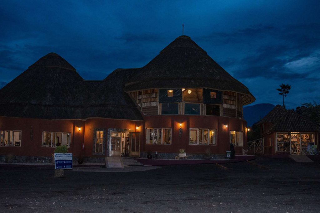 Ingagi Park View Lodge